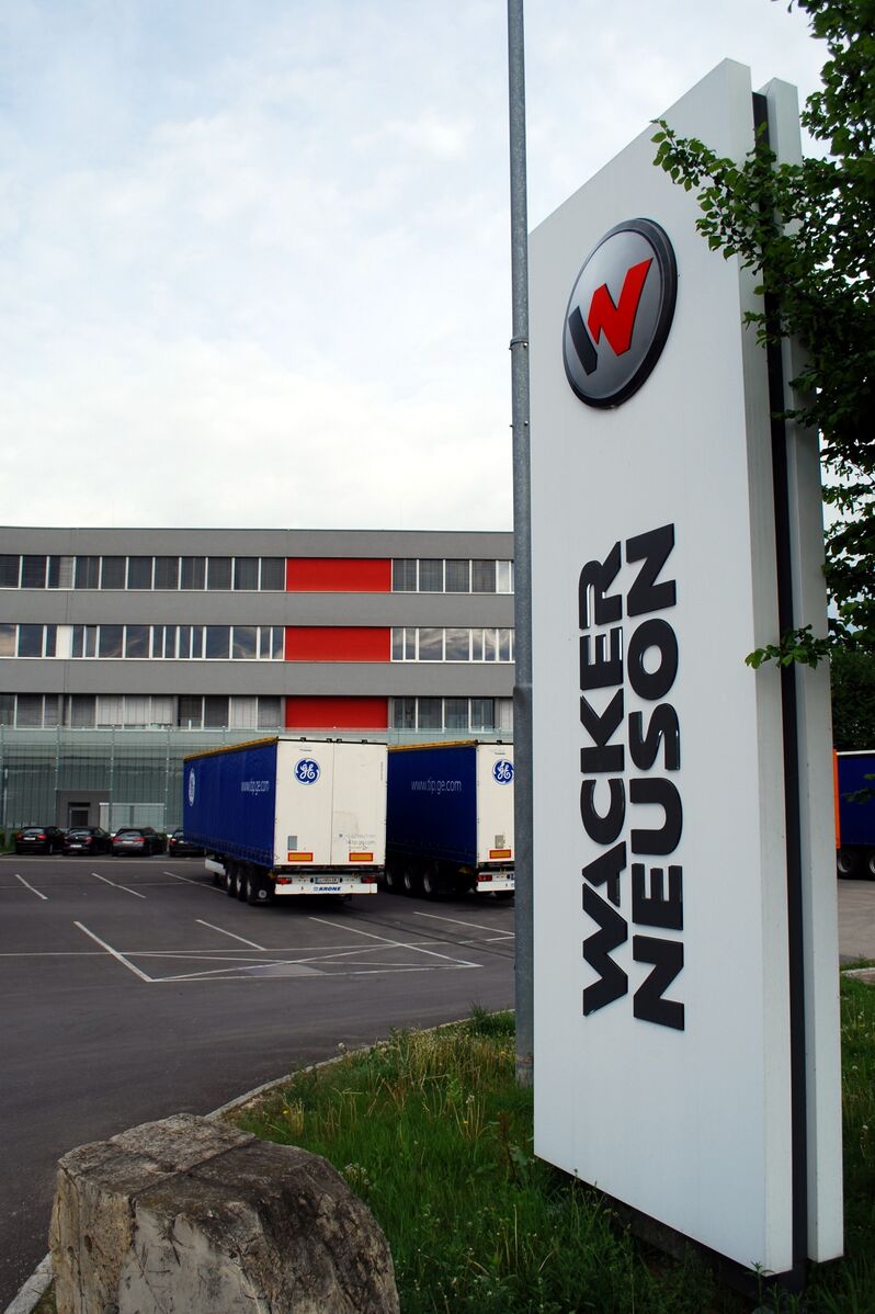 Datei:Wacker Neuson Leonding.jpg – LinzWiki
